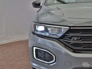 Grey Volkswagen T-Roc 2021 in Kaunas, with an engine capacity of 1.50 L and mileage of 69 thousand km for 28559 €, photo 8 on AUTOMOTO.COM.LV