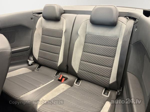 Grey Volkswagen T-Roc 2022 in Tallinn, with an engine capacity of 1.50 L and mileage of 67 thousand km for 22900 €, photo 7 on AUTOMOTO.COM.LV