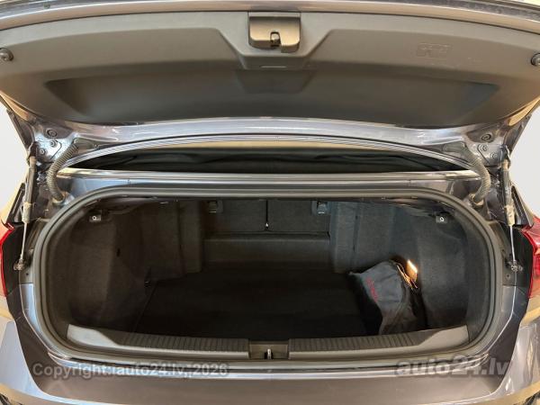 Grey Volkswagen T-Roc 2022 in Tallinn, with an engine capacity of 1.50 L and mileage of 67 thousand km for 22900 €, photo 11 on AUTOMOTO.COM.LV