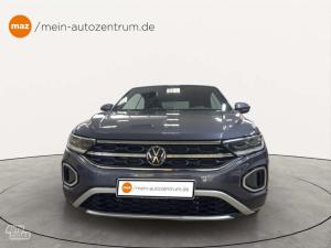 Pelēks Volkswagen T-Roc 2023 Kauņa, ar dzinēja tilpumu 1.50 L un nobraukumu 38 tūkst. km par 31639 €, foto 2 vietnē AUTOMOTO.COM.LV