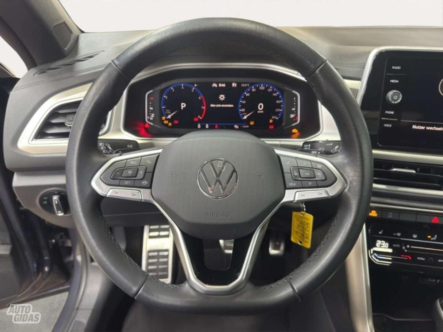 Pelēks Volkswagen T-Roc 2023 Kauņa, ar dzinēja tilpumu 1.50 L un nobraukumu 38 tūkst. km par 31639 €, foto 9 vietnē AUTOMOTO.COM.LV