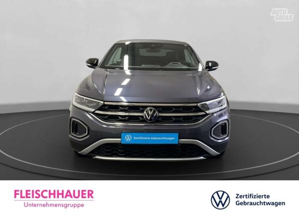Grey Volkswagen T-Roc 2024 in Kaunas, with an engine capacity of 1.50 L and mileage of 26 thousand km for 32566 €, photo 2 on AUTOMOTO.COM.LV