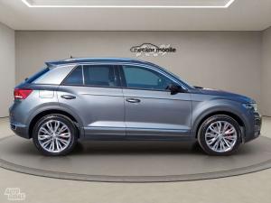 Pelēks Volkswagen T-Roc 2017 Kauņa, ar dzinēja tilpumu 2.00 L un nobraukumu 92 tūkst. km par 22390 €, foto 7 vietnē AUTOMOTO.COM.LV