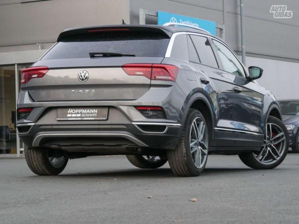 Pelēks Volkswagen T-Roc 2018 Kauņa, ar dzinēja tilpumu 1.50 L un nobraukumu 69 tūkst. km par 21875 €, foto 2 vietnē AUTOMOTO.COM.LV
