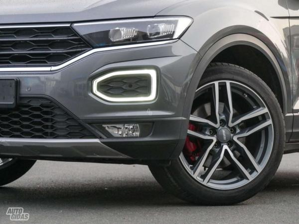 Pelēks Volkswagen T-Roc 2018 Kauņa, ar dzinēja tilpumu 1.50 L un nobraukumu 69 tūkst. km par 21875 €, foto 5 vietnē AUTOMOTO.COM.LV