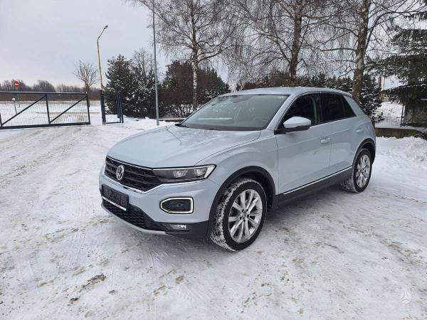 Grey Volkswagen T-Roc 2018 in Kaunas, with an engine capacity of 1.97 L and mileage of 148 thousand km for 14800 €, photo 10 on AUTOMOTO.COM.LV