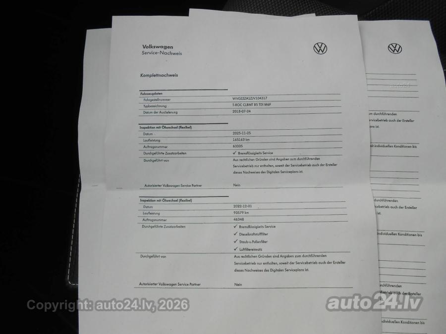 Grey Volkswagen T-Roc 2018 in Viljandi, with an engine capacity of 1.60 L and mileage of 171 thousand km for 13990 €, photo 18 on AUTOMOTO.COM.LV
