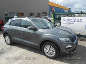 Grey Volkswagen T-Roc 2018 in Viljandi, with an engine capacity of 1.60 L and mileage of 171 thousand km for 13990 €, photo 22 on AUTOMOTO.COM.LV