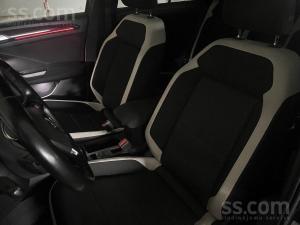 Pelēks Volkswagen T-Roc 2018 Rīga, ar dzinēja tilpumu 1.50 L un nobraukumu 203 tūkst. km par 15300 €, foto 15 vietnē AUTOMOTO.COM.LV