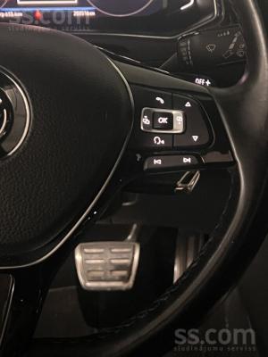 Pelēks Volkswagen T-Roc 2018 Rīga, ar dzinēja tilpumu 1.50 L un nobraukumu 203 tūkst. km par 15300 €, foto 18 vietnē AUTOMOTO.COM.LV