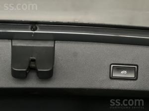 Pelēks Volkswagen T-Roc 2018 Rīga, ar dzinēja tilpumu 1.50 L un nobraukumu 203 tūkst. km par 15300 €, foto 20 vietnē AUTOMOTO.COM.LV