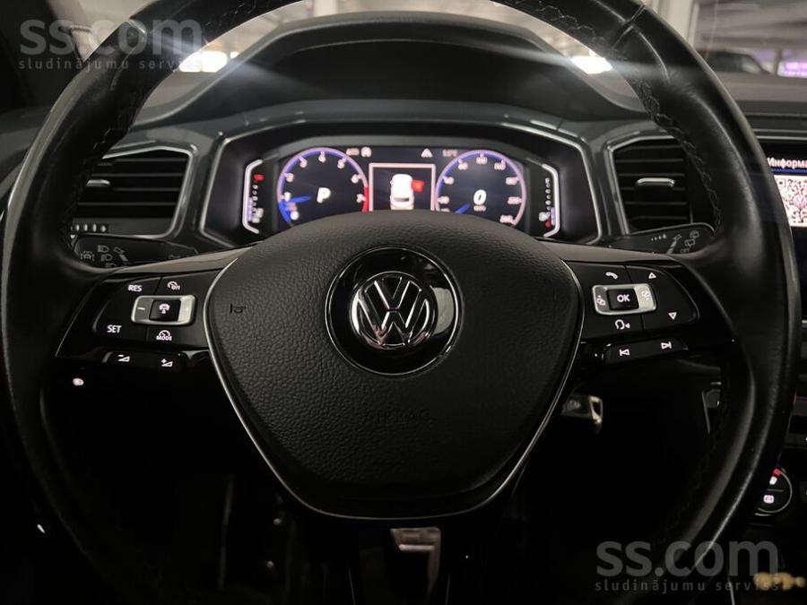Pelēks Volkswagen T-Roc 2018 Rīga, ar dzinēja tilpumu 1.50 L un nobraukumu 203 tūkst. km par 15300 €, foto 22 vietnē AUTOMOTO.COM.LV