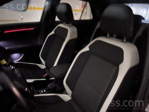 Pelēks Volkswagen T-Roc 2018 Rīga, ar dzinēja tilpumu 1.50 L un nobraukumu 203 tūkst. km par 15300 €, foto 10 vietnē AUTOMOTO.COM.LV