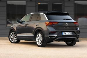 Pelēks Volkswagen T-Roc 2018 Jelgava, ar dzinēja tilpumu 2.00 L un nobraukumu 199 tūkst. km par 15350 €, foto 3 vietnē AUTOMOTO.COM.LV