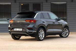 Pelēks Volkswagen T-Roc 2018 Jelgava, ar dzinēja tilpumu 2.00 L un nobraukumu 199 tūkst. km par 15350 €, foto 5 vietnē AUTOMOTO.COM.LV