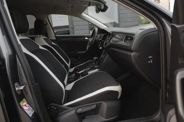 Pelēks Volkswagen T-Roc 2018 Jelgava, ar dzinēja tilpumu 2.00 L un nobraukumu 199 tūkst. km par 15350 €, foto 9 vietnē AUTOMOTO.COM.LV