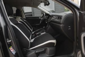 Pelēks Volkswagen T-Roc 2018 Jelgava, ar dzinēja tilpumu 2.00 L un nobraukumu 199 tūkst. km par 15350 €, foto 10 vietnē AUTOMOTO.COM.LV