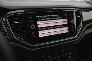 Pelēks Volkswagen T-Roc 2018 Jelgava, ar dzinēja tilpumu 2.00 L un nobraukumu 199 tūkst. km par 15350 €, foto 16 vietnē AUTOMOTO.COM.LV