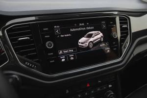 Pelēks Volkswagen T-Roc 2018 Jelgava, ar dzinēja tilpumu 2.00 L un nobraukumu 199 tūkst. km par 15350 €, foto 17 vietnē AUTOMOTO.COM.LV