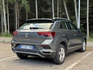 Pelēks Volkswagen T-Roc 2018 Klaipėda, ar dzinēja tilpumu 1.97 L un nobraukumu 198 tūkst. km par 15700 €, foto 3 vietnē AUTOMOTO.COM.LV
