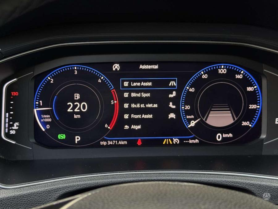 Pelēks Volkswagen T-Roc 2018 Klaipėda, ar dzinēja tilpumu 1.97 L un nobraukumu 198 tūkst. km par 15700 €, foto 5 vietnē AUTOMOTO.COM.LV