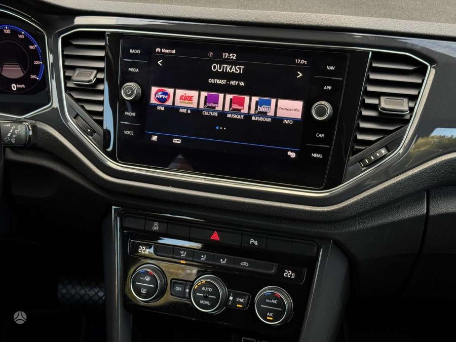 Pelēks Volkswagen T-Roc 2018 Klaipėda, ar dzinēja tilpumu 1.97 L un nobraukumu 198 tūkst. km par 15700 €, foto 26 vietnē AUTOMOTO.COM.LV