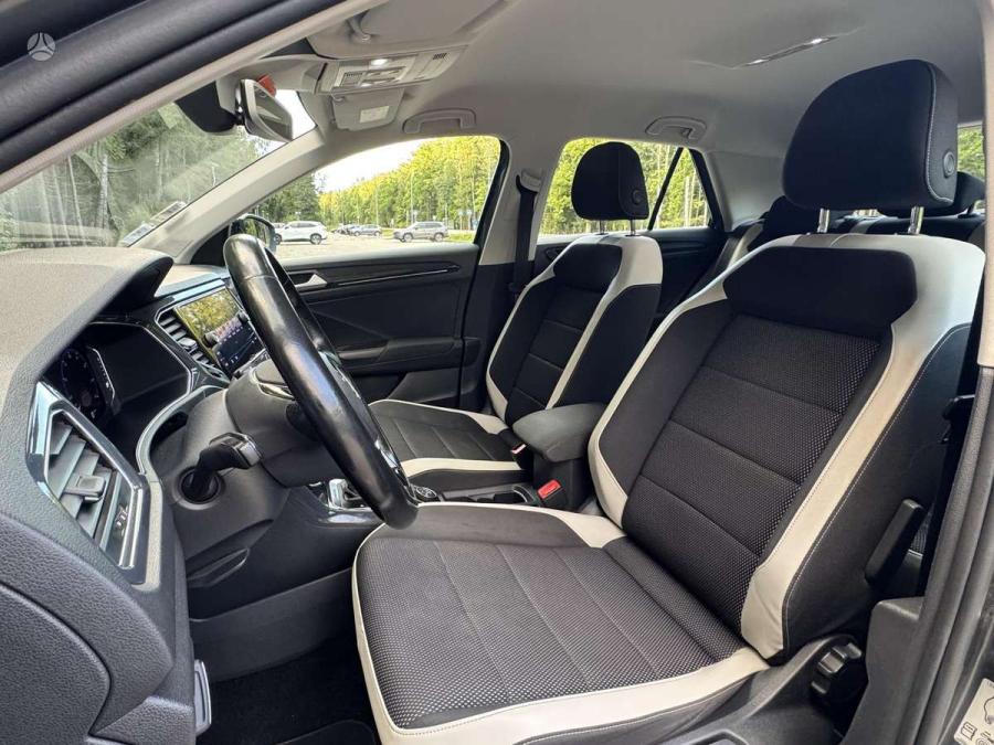 Pelēks Volkswagen T-Roc 2018 Klaipėda, ar dzinēja tilpumu 1.97 L un nobraukumu 198 tūkst. km par 15700 €, foto 27 vietnē AUTOMOTO.COM.LV