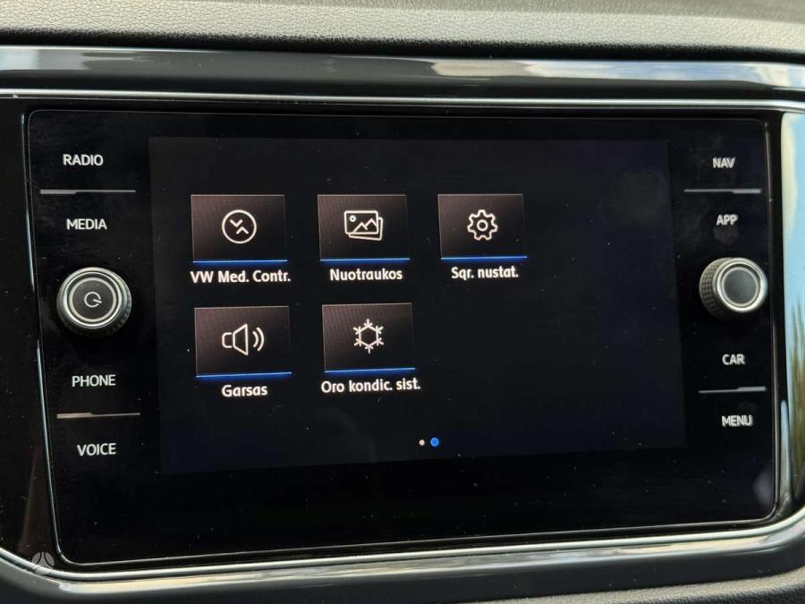 Pelēks Volkswagen T-Roc 2018 Klaipėda, ar dzinēja tilpumu 1.97 L un nobraukumu 198 tūkst. km par 15700 €, foto 34 vietnē AUTOMOTO.COM.LV