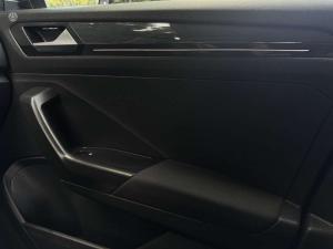 Pelēks Volkswagen T-Roc 2018 Klaipėda, ar dzinēja tilpumu 1.97 L un nobraukumu 198 tūkst. km par 15700 €, foto 38 vietnē AUTOMOTO.COM.LV