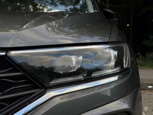 Pelēks Volkswagen T-Roc 2018 Klaipėda, ar dzinēja tilpumu 1.97 L un nobraukumu 198 tūkst. km par 15700 €, foto 44 vietnē AUTOMOTO.COM.LV