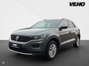 Pelēks Volkswagen T-Roc 2019 Viļņa, ar dzinēja tilpumu 1.97 L un nobraukumu 140 tūkst. km par 18200 €, foto  vietnē AUTOMOTO.COM.LV