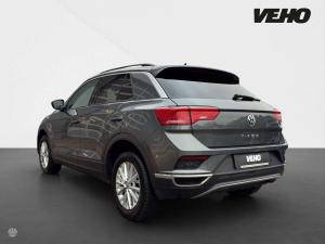 Pelēks Volkswagen T-Roc 2019 Viļņa, ar dzinēja tilpumu 1.97 L un nobraukumu 140 tūkst. km par 18200 €, foto 3 vietnē AUTOMOTO.COM.LV