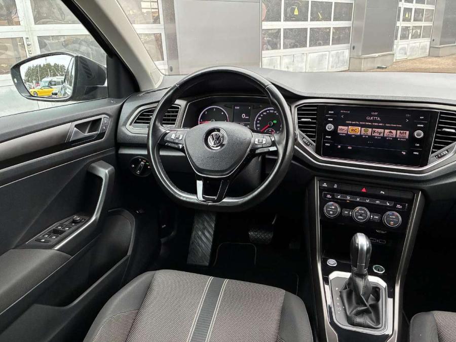 Pelēks Volkswagen T-Roc 2019 Viļņa, ar dzinēja tilpumu 1.97 L un nobraukumu 140 tūkst. km par 18200 €, foto 16 vietnē AUTOMOTO.COM.LV
