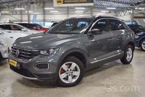 Grey Volkswagen T-Roc 2019 in Riga, with an engine capacity of 1.50 L and mileage of 108 thousand km for 16900 €, photo  on AUTOMOTO.COM.LV