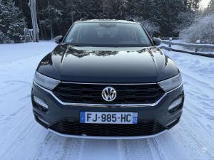 Pelēks Volkswagen T-Roc 2019 Tauragė, ar dzinēja tilpumu 1.00 L un nobraukumu 111 tūkst. km par 13500 €, foto 3 vietnē AUTOMOTO.COM.LV