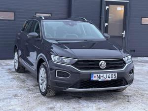 Pelēks Volkswagen T-Roc 2019 Kauņa, ar dzinēja tilpumu 1.50 L un nobraukumu 165 tūkst. km par 14650 €, foto  vietnē AUTOMOTO.COM.LV