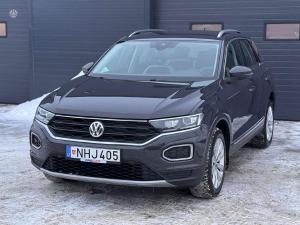 Pelēks Volkswagen T-Roc 2019 Kauņa, ar dzinēja tilpumu 1.50 L un nobraukumu 165 tūkst. km par 14650 €, foto 4 vietnē AUTOMOTO.COM.LV