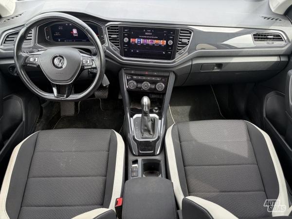 Grey Volkswagen T-Roc 2019 in Vilnius, with an engine capacity of 2.00 L and mileage of 94 thousand km for 16900 €, photo 5 on AUTOMOTO.COM.LV
