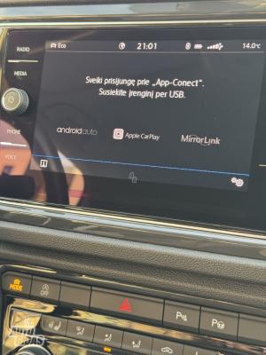 Pelēks Volkswagen T-Roc 2019 Viļņa, ar dzinēja tilpumu 2.00 L un nobraukumu 155 tūkst. km par 18500 €, foto 15 vietnē AUTOMOTO.COM.LV