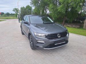 Pelēks Volkswagen T-Roc 2019 Kauņa, ar dzinēja tilpumu 1.97 L un nobraukumu 158 tūkst. km par 15800 €, foto 5 vietnē AUTOMOTO.COM.LV
