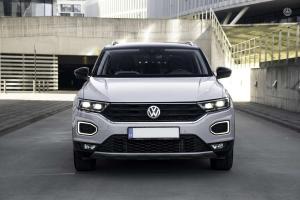 Grey Volkswagen T-Roc 2019 in Vilnius, with an engine capacity of 1.97 L and mileage of 158 thousand km for 18500 €, photo 7 on AUTOMOTO.COM.LV