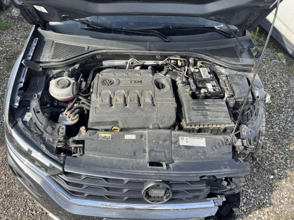 Grey Volkswagen T-Roc 2019 in Panevezys, with an engine capacity of 1.97 L and mileage of 197 thousand km for 5700 €, photo 10 on AUTOMOTO.COM.LV