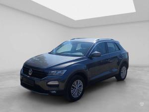 Grey Volkswagen T-Roc 2019 in Vilnius, with an engine capacity of 1.50 L and mileage of 216 thousand km for 14900 €, photo  on AUTOMOTO.COM.LV