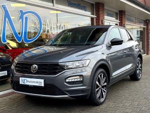 Pelēks Volkswagen T-Roc 2020 Kauņa, ar dzinēja tilpumu 2.00 L un nobraukumu 57 tūkst. km par 26407 €, foto  vietnē AUTOMOTO.COM.LV