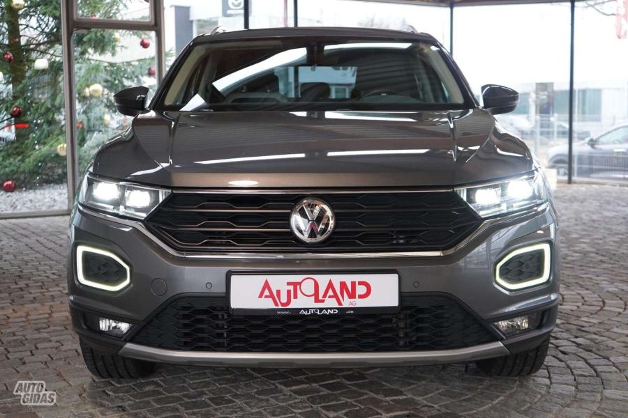 Pelēks Volkswagen T-Roc 2020 Kauņa, ar dzinēja tilpumu 1.50 L un nobraukumu 84 tūkst. km par 23420 €, foto 7 vietnē AUTOMOTO.COM.LV