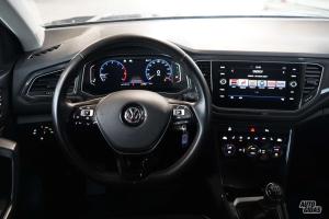 Pelēks Volkswagen T-Roc 2020 Kauņa, ar dzinēja tilpumu 1.50 L un nobraukumu 84 tūkst. km par 23420 €, foto 10 vietnē AUTOMOTO.COM.LV