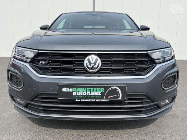 Pelēks Volkswagen T-Roc 2020 Kauņa, ar dzinēja tilpumu 2.00 L un nobraukumu 52 tūkst. km par 28951 €, foto 4 vietnē AUTOMOTO.COM.LV