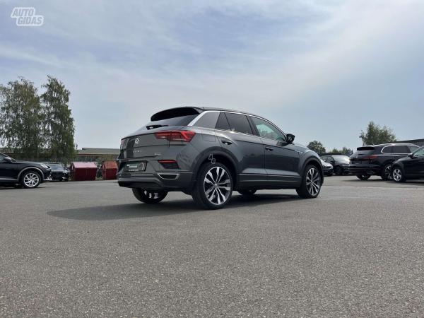Pelēks Volkswagen T-Roc 2020 Kauņa, ar dzinēja tilpumu 2.00 L un nobraukumu 52 tūkst. km par 28951 €, foto 6 vietnē AUTOMOTO.COM.LV
