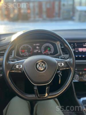 Pelēks Volkswagen T-Roc 2020 Dobele, ar dzinēja tilpumu 2.00 L un nobraukumu 192 tūkst. km par 17000 €, foto 7 vietnē AUTOMOTO.COM.LV