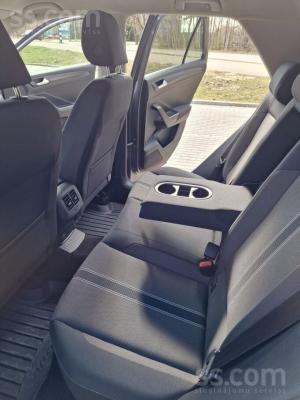 Grey Volkswagen T-Roc 2020 in Riga, with an engine capacity of 1.50 L and mileage of 244 thousand km for 14300 €, photo 13 on AUTOMOTO.COM.LV